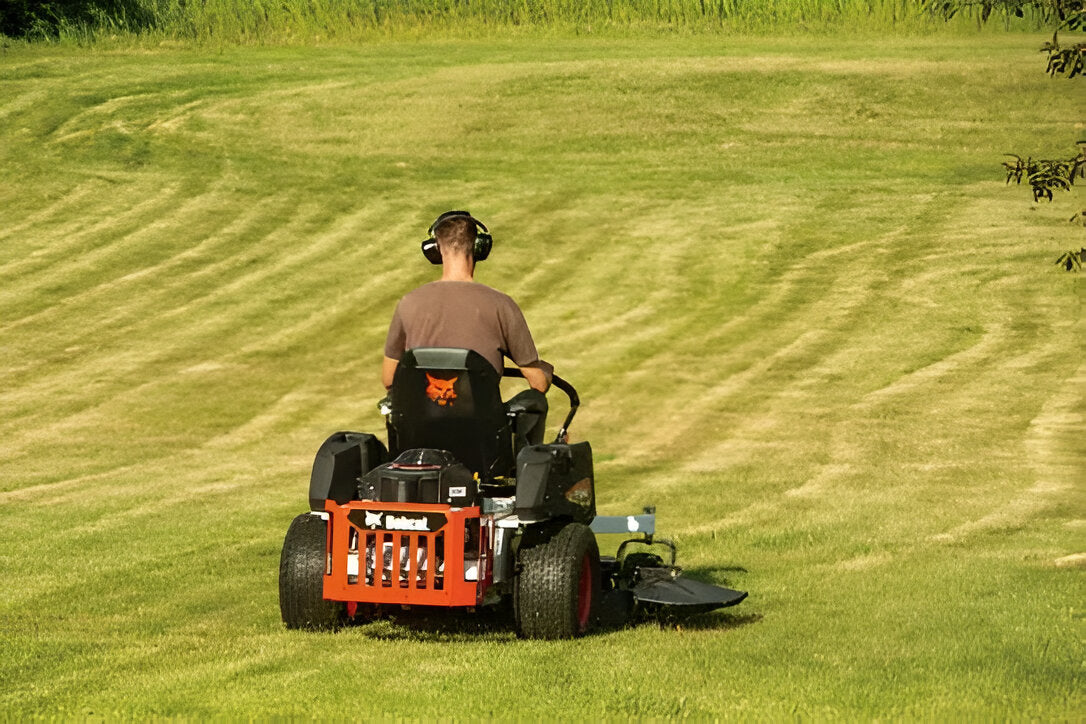 Bobcat ZT2000 48in Zero Turn Mower | 23.5HP Kawasaki FR Engine ...